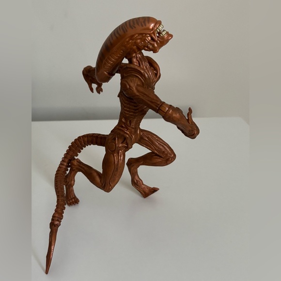 Lanard | Toys | Lanard Xenomorph Alien Runner Action Figure | Poshmark